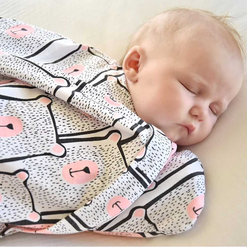 Sleepy Hugs Original in Pinky Bears All Seasons by Baby Loves Sleep ...